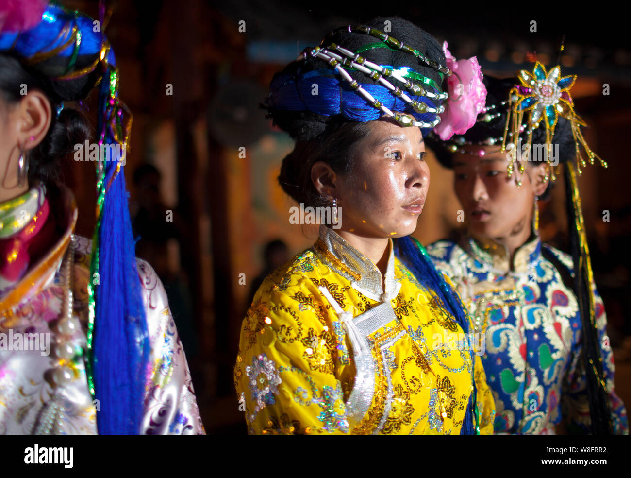 Mosuo women hi-res stock photography and images - Alamy