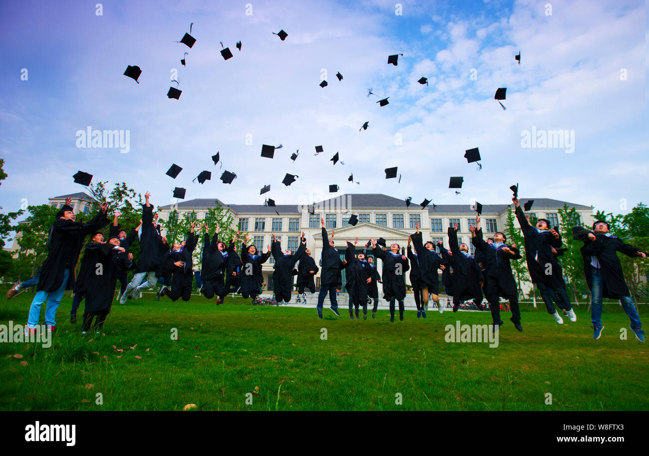 China ocean university hi-res stock photography and images - Alamy