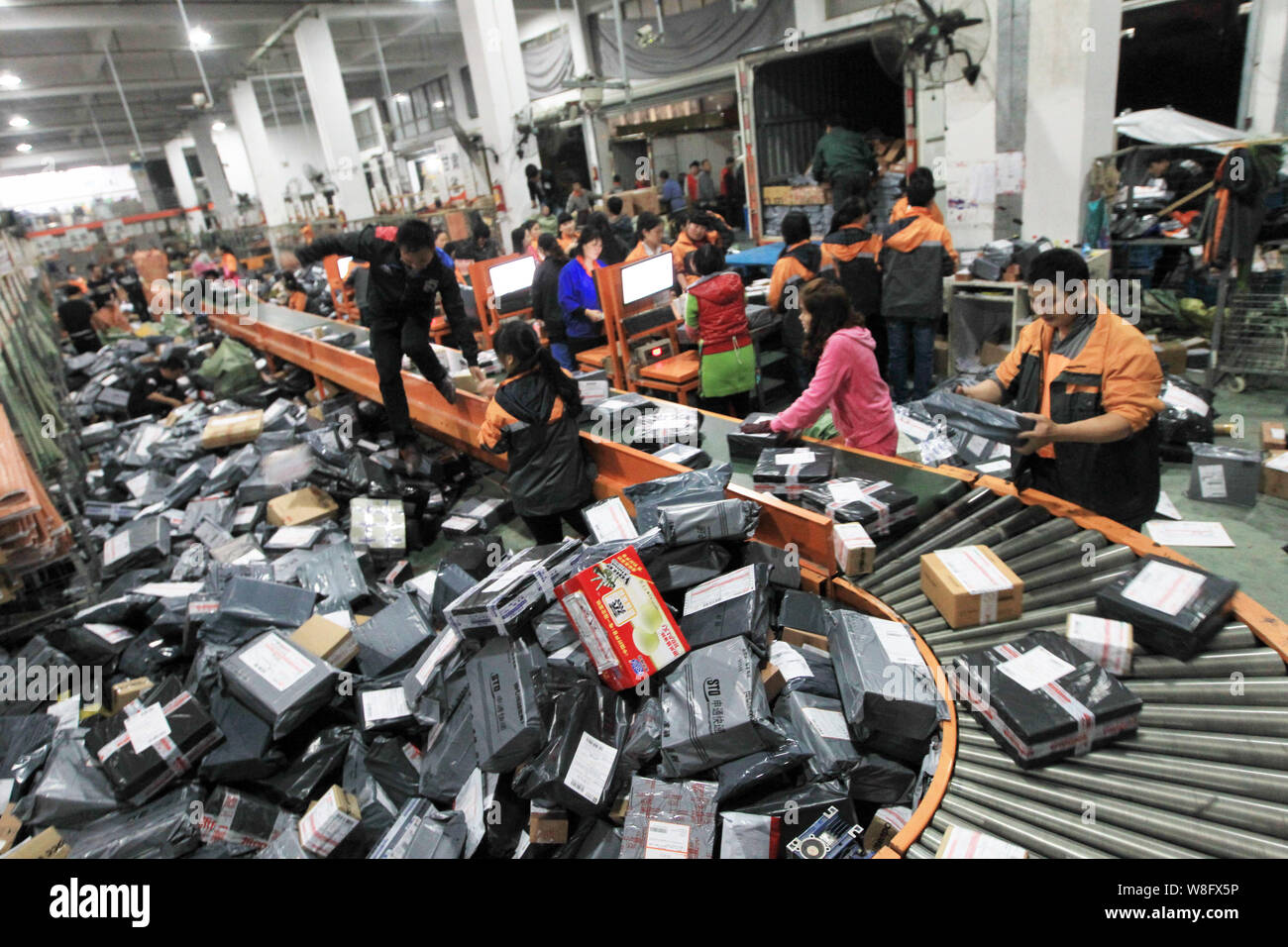 Shentong hi-res stock photography and images - Alamy