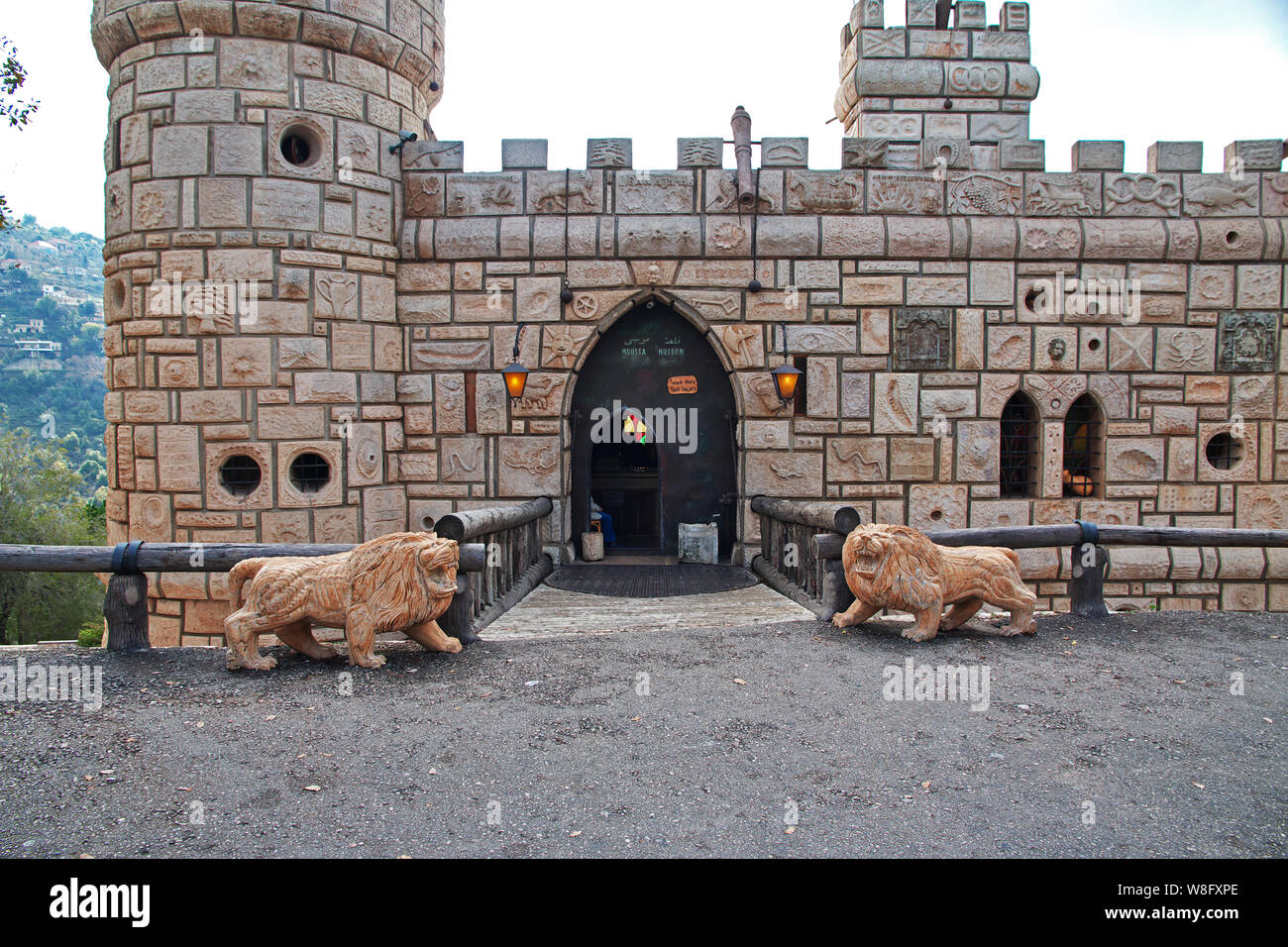 Moussa castle hi-res stock photography and images - Alamy