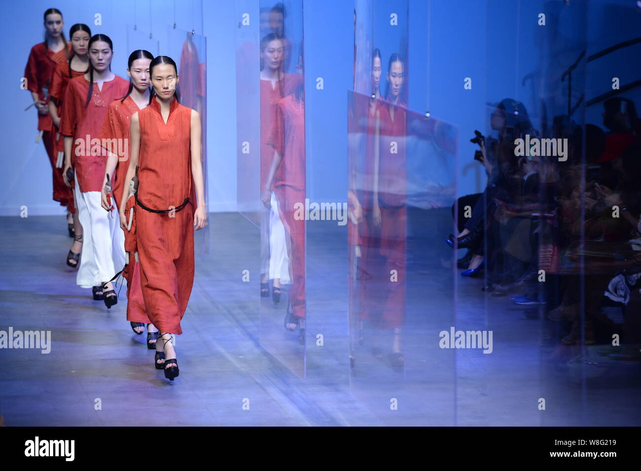 Hu chin hi-res stock photography and images - Alamy