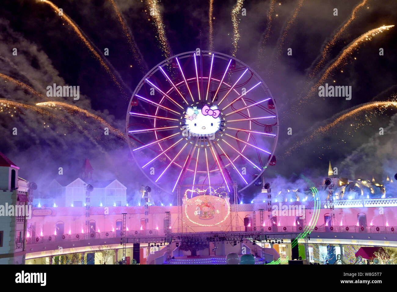 Hello kitty theme park hi-res stock photography and images - Alamy