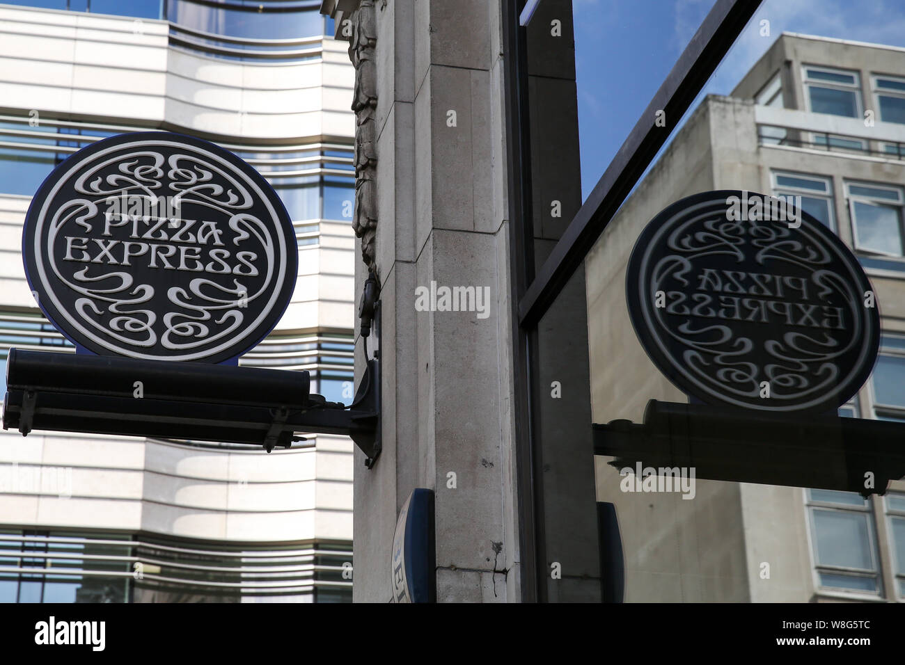 London, UK. 9th Aug, 2019. Pizza Express seen in central London. Credit ...