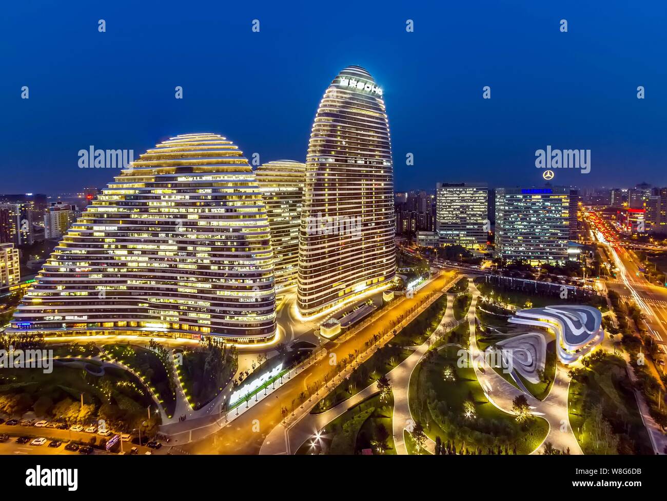 Beijing skyline wangjing soho hi-res stock photography and images - Alamy