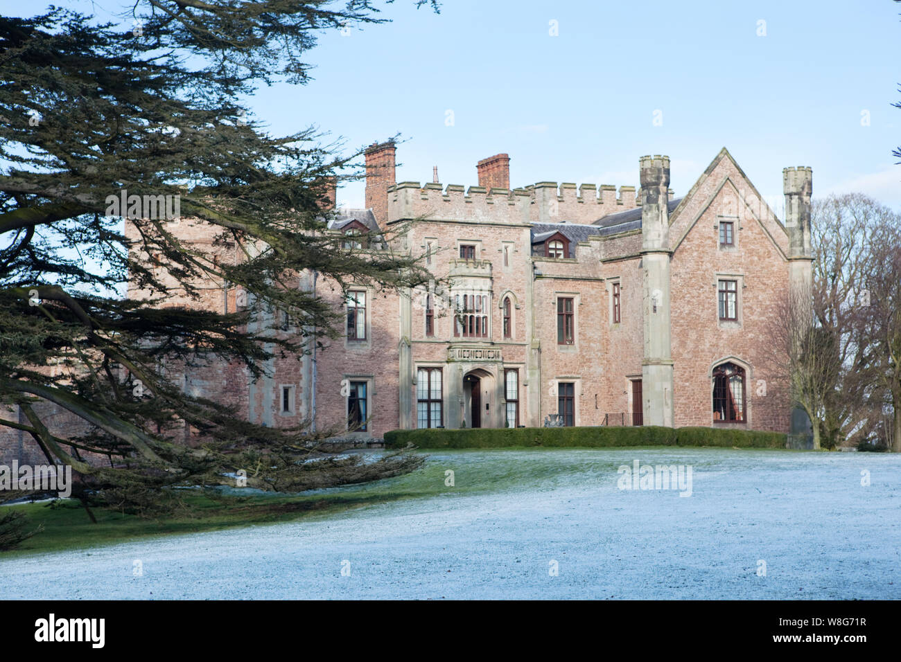Rowton house hi-res stock photography and images - Alamy