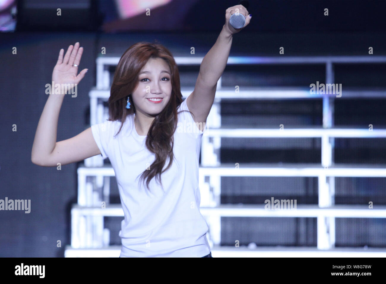 South Korean girl group Apink performs at its concert in Shanghai ...