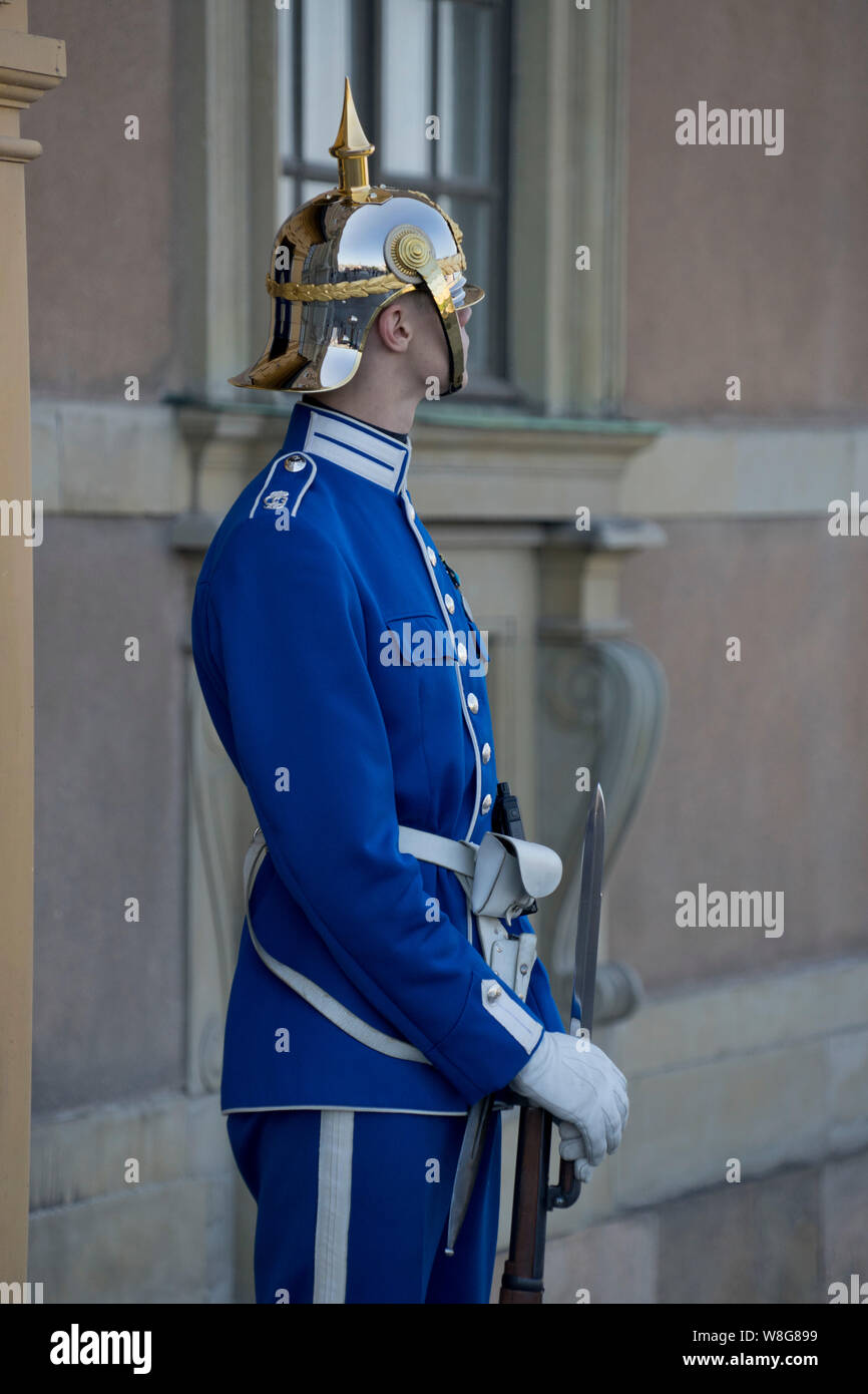 Guard in ceremonial uniform outside the Royal Palace in Stockholm,Swede ...