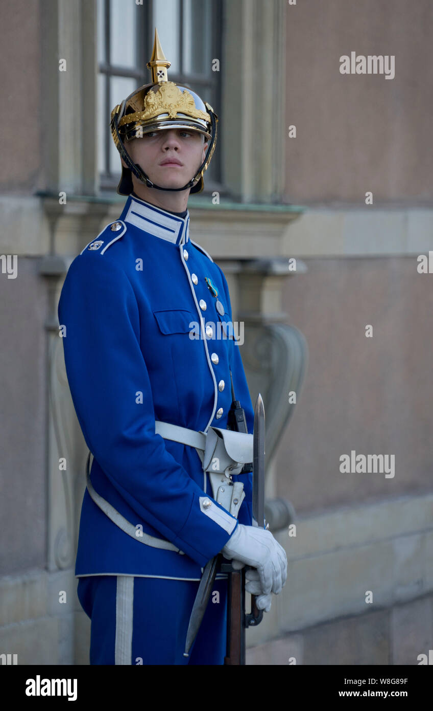 Guard in ceremonial uniform outside the Royal Palace in Stockholm,Swede ...
