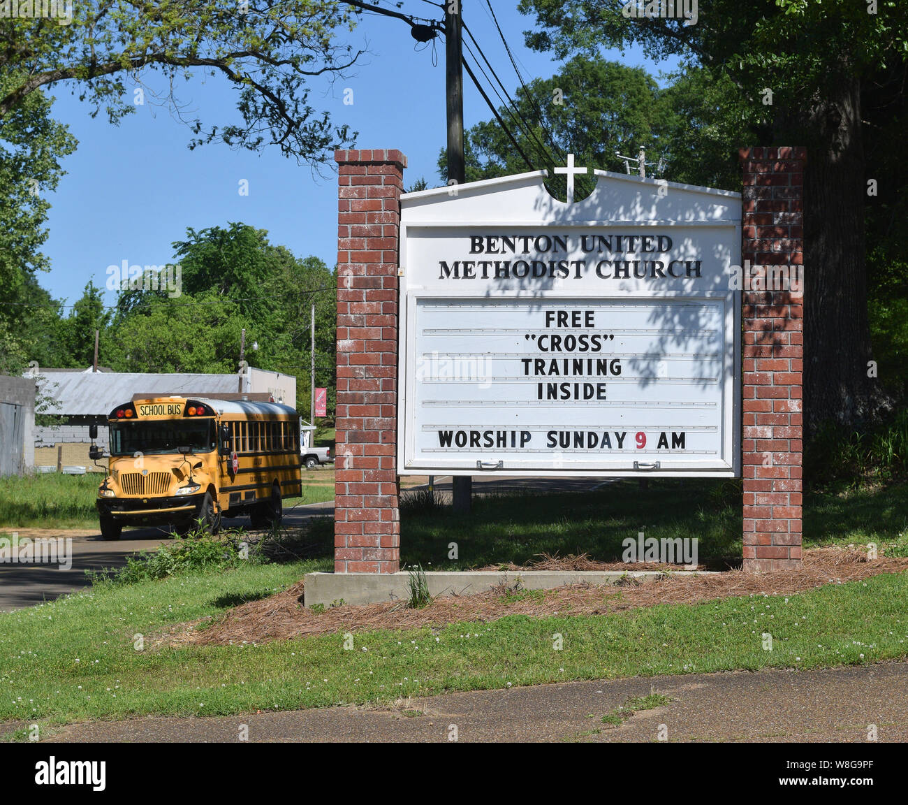 Mississippi school bus hi-res stock photography and images - Alamy