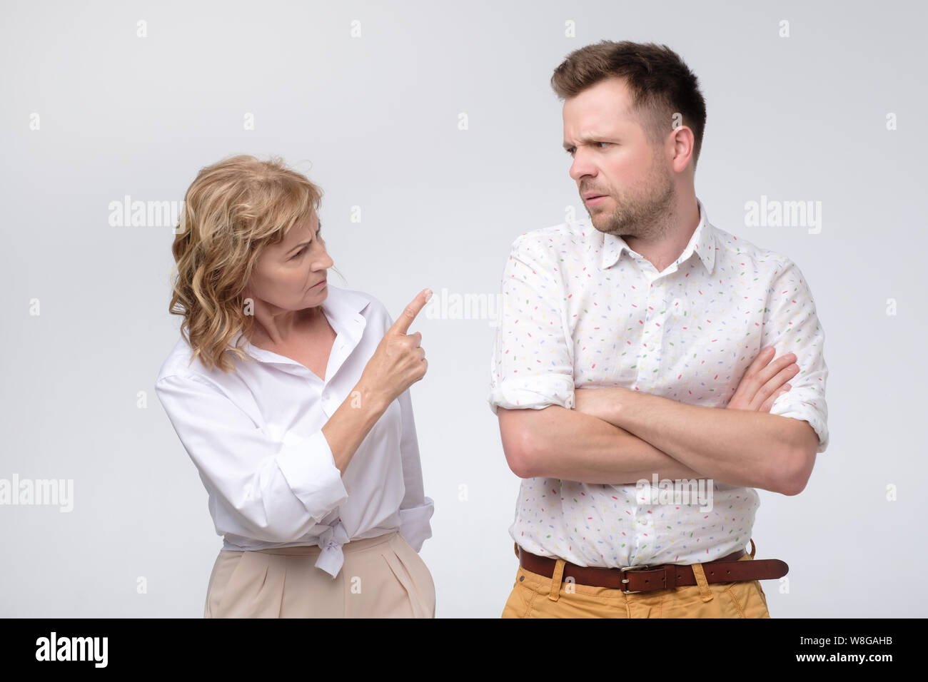Couple arguing man pointing finger hi-res stock photography and images ...