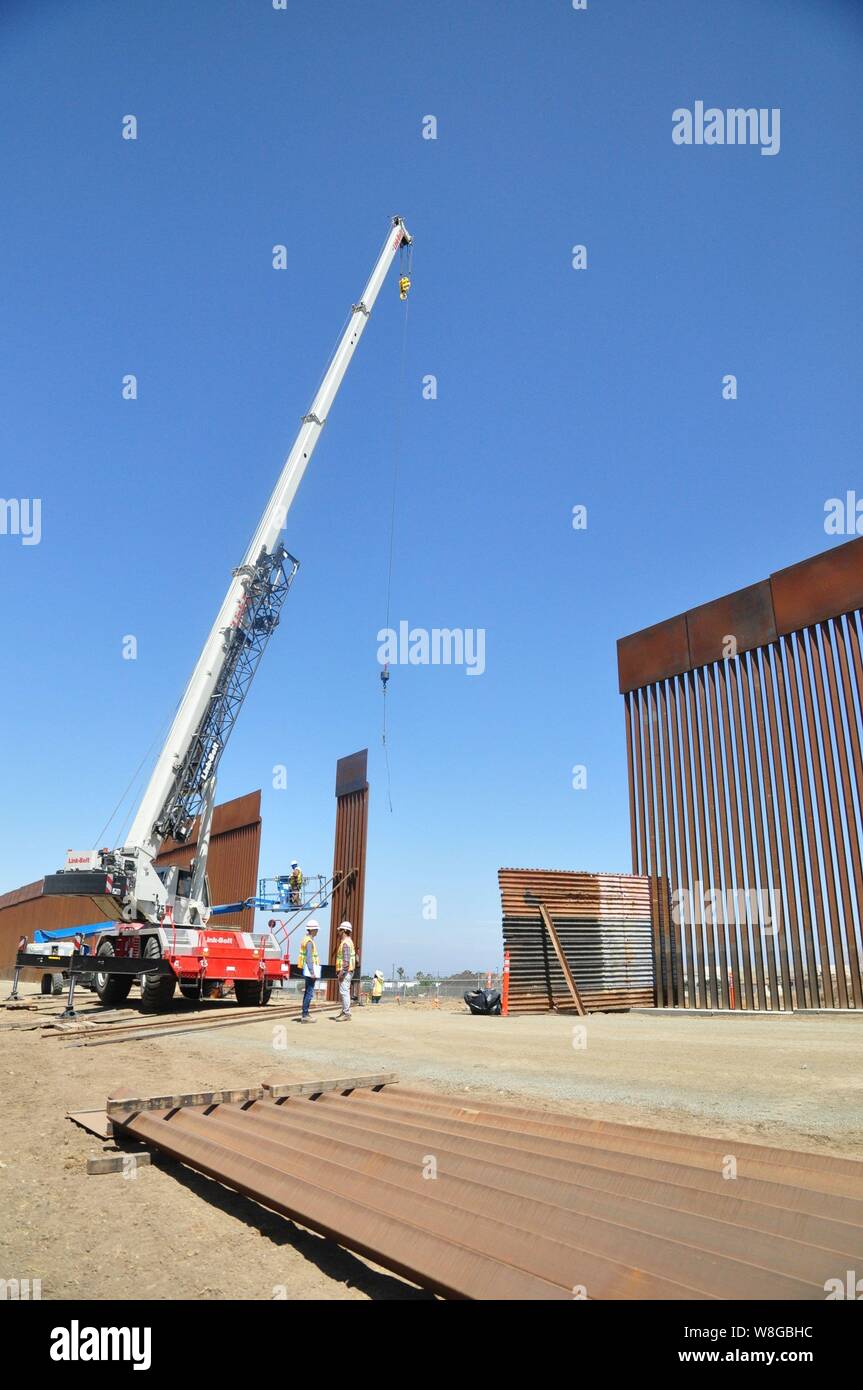 USACE Commanding General and 54th U.S. Army Chief of Engineers Lt. Gen ...
