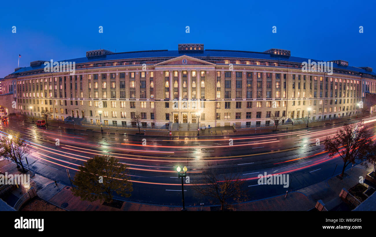Usda south building hi-res stock photography and images - Alamy