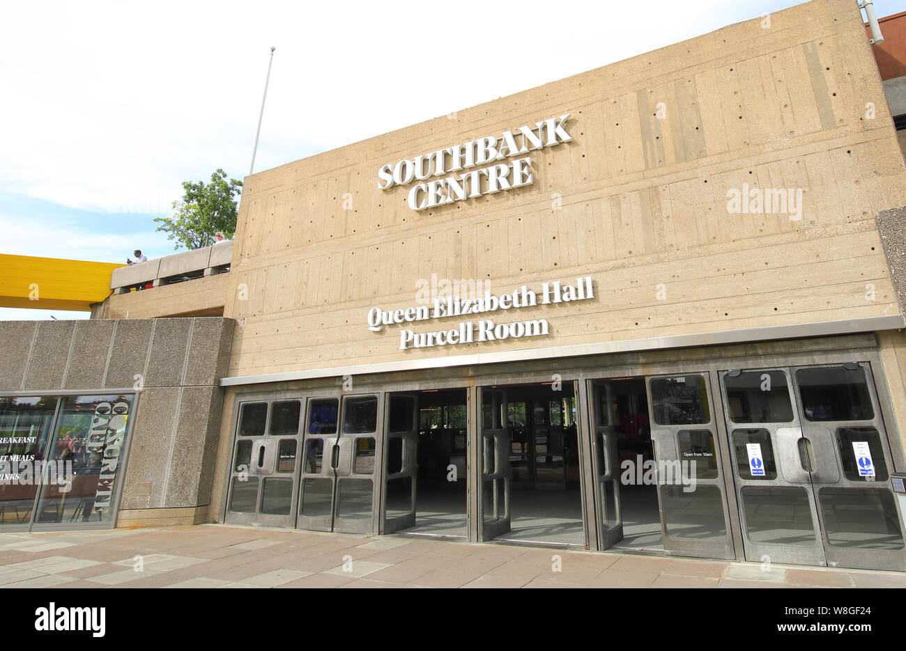 Southbank Centre Queen Elizabeth hall London UK Stock Photo - Alamy
