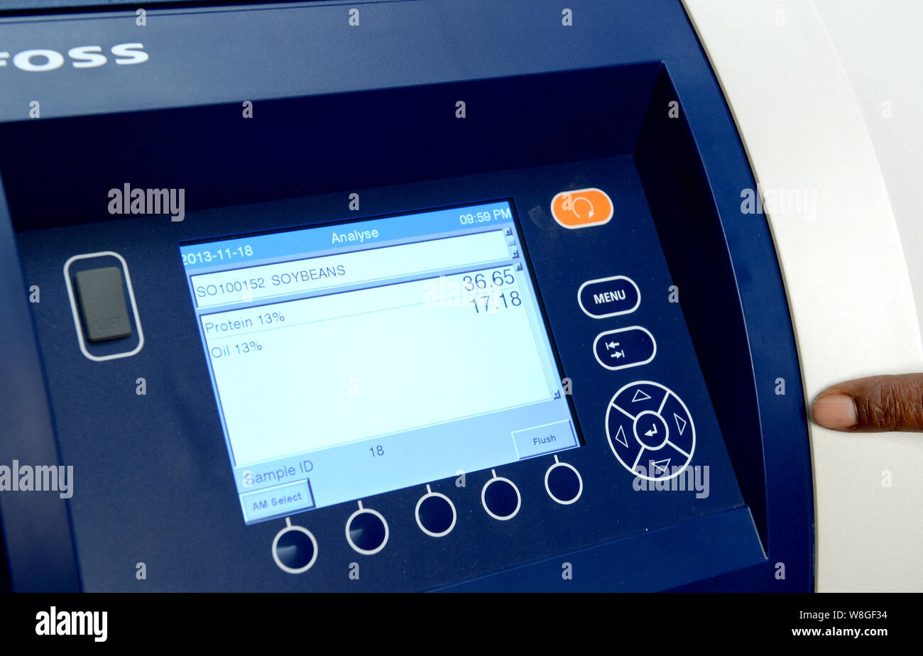 Grain testing hi-res stock photography and images - Alamy