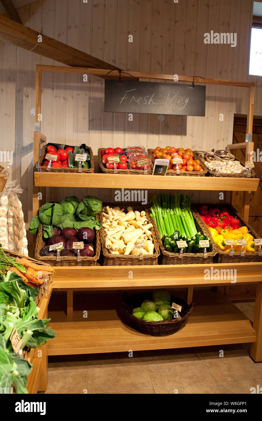 Home grown vegatables hi-res stock photography and images - Alamy