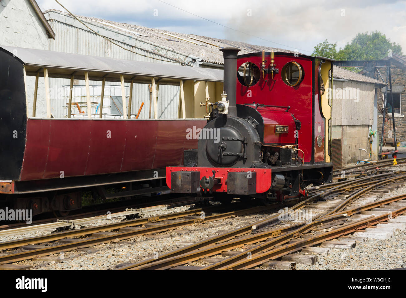 Quarry hunslet hi-res stock photography and images - Alamy
