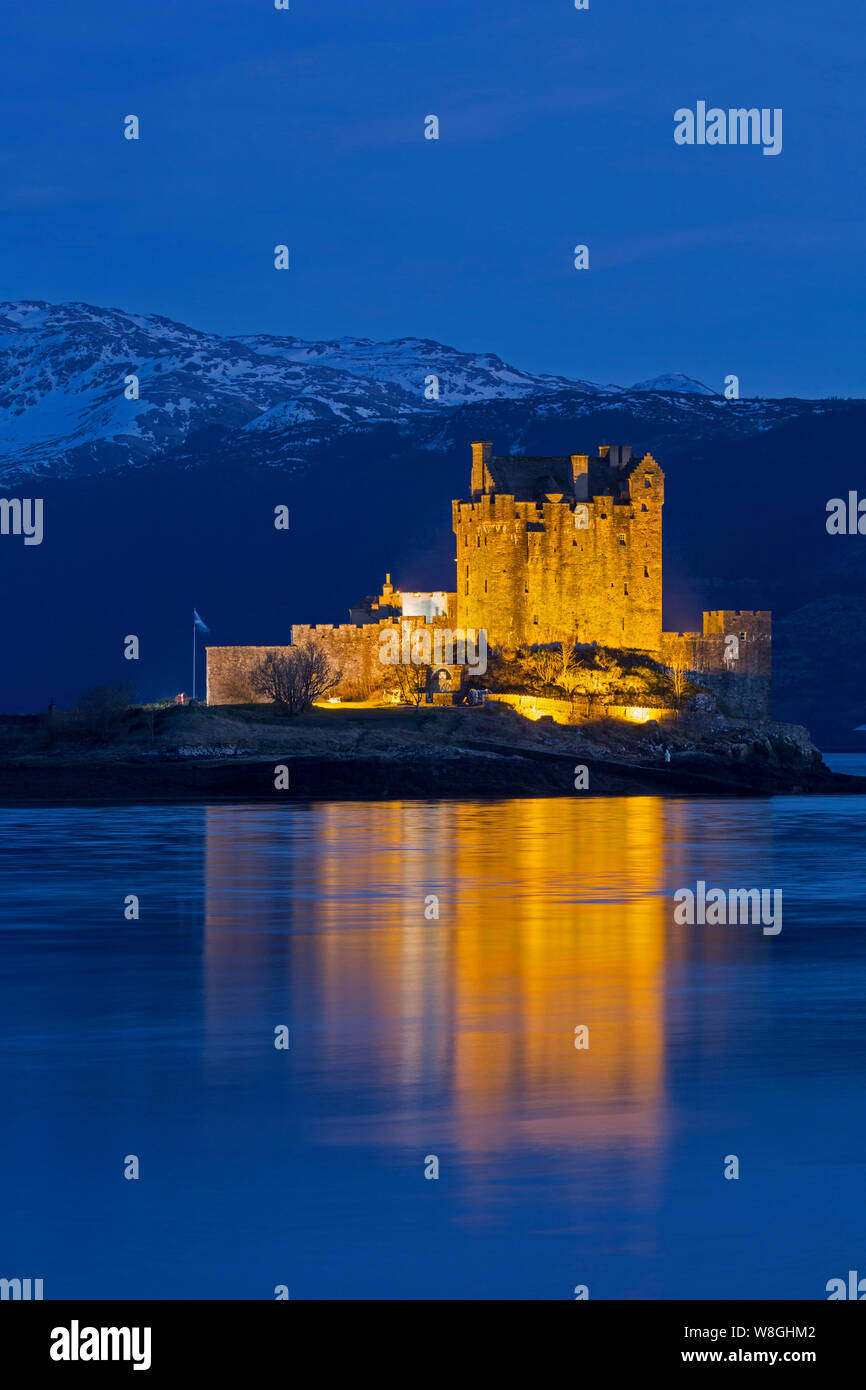 Eilean donan castle winter hi-res stock photography and images - Alamy