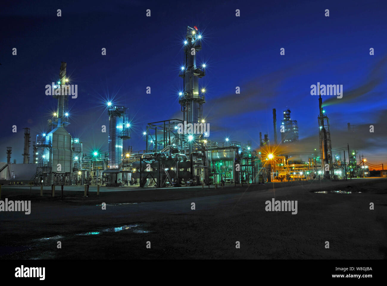 Petroleum based hi-res stock photography and images - Alamy