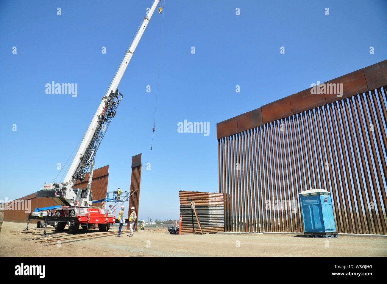 USACE Commanding General and 54th U.S. Army Chief of Engineers Lt. Gen ...