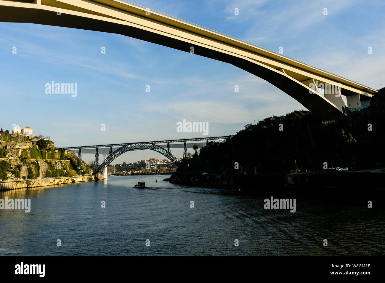 Maria Pia bridge in Porto Stock Photo - Alamy