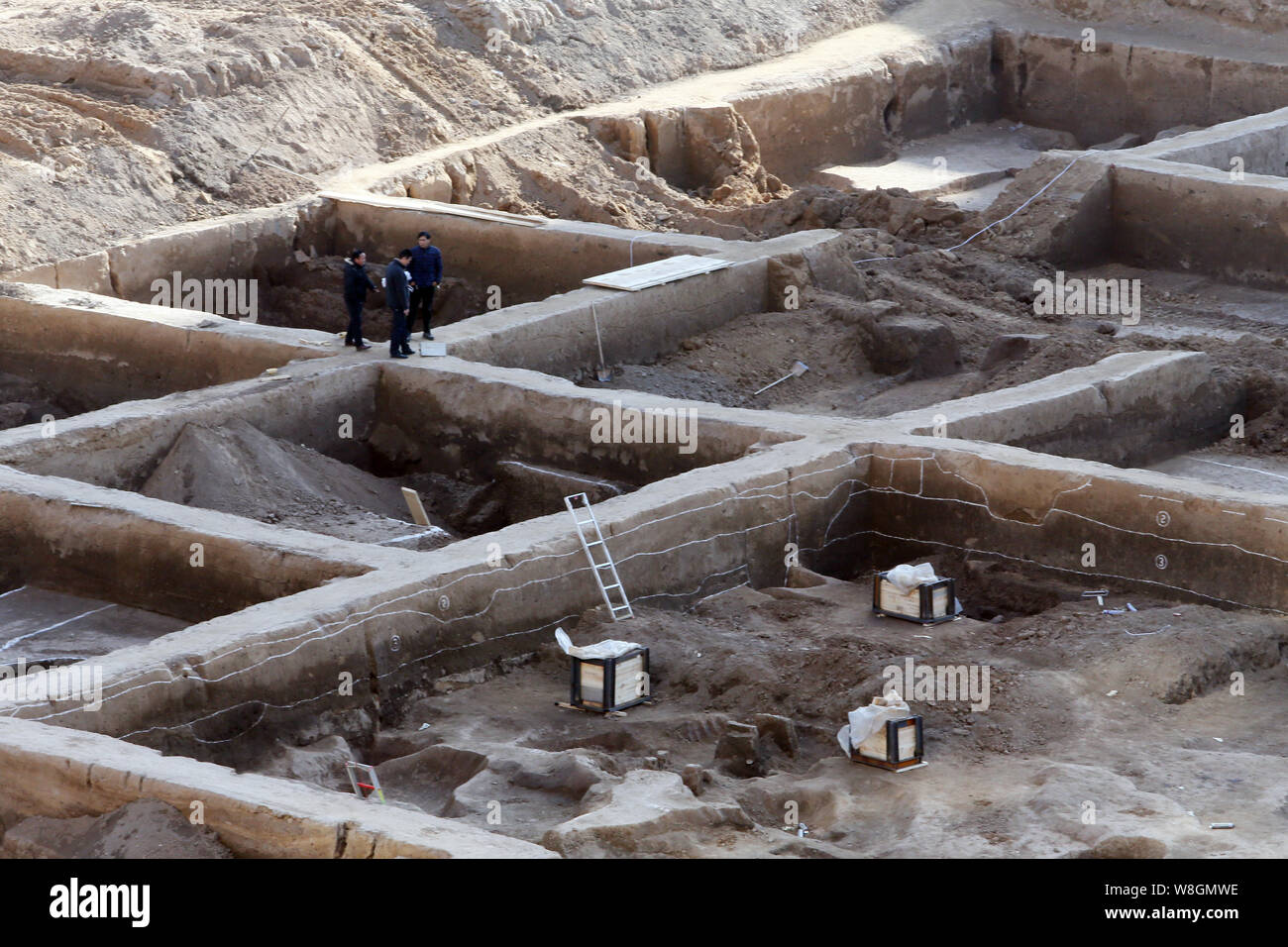 Zhengzhou shang city hi-res stock photography and images - Alamy