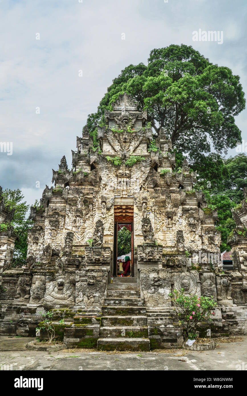 Pura Dalem Segara Madhu Also Known As Pura Dalem Jagaraga Is A Northern