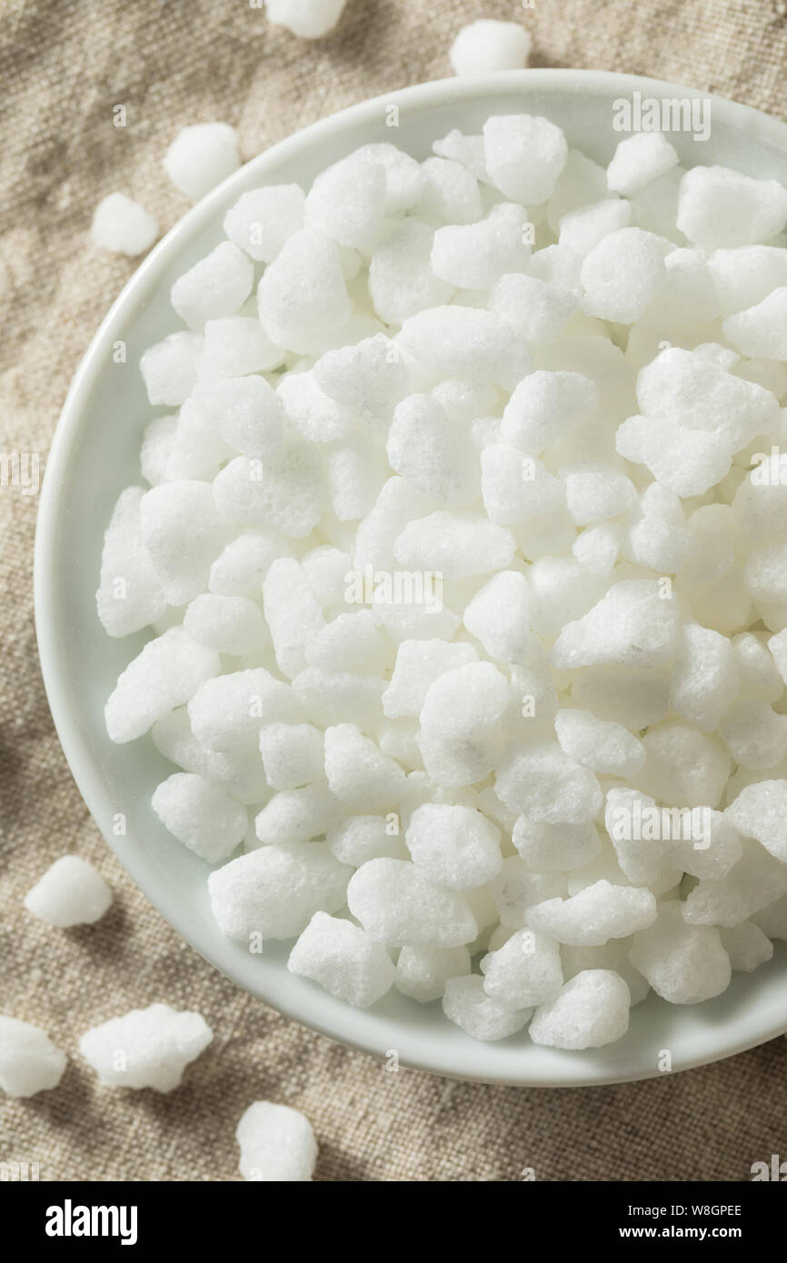 Pearl sugar hi-res stock photography and images - Alamy