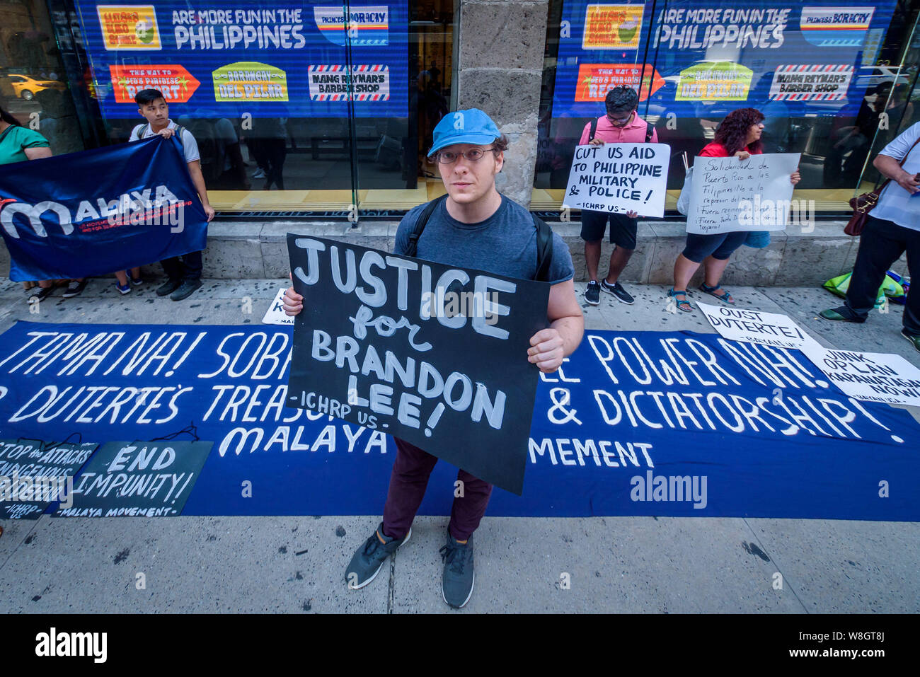 Indigenous advocates hi-res stock photography and images - Alamy