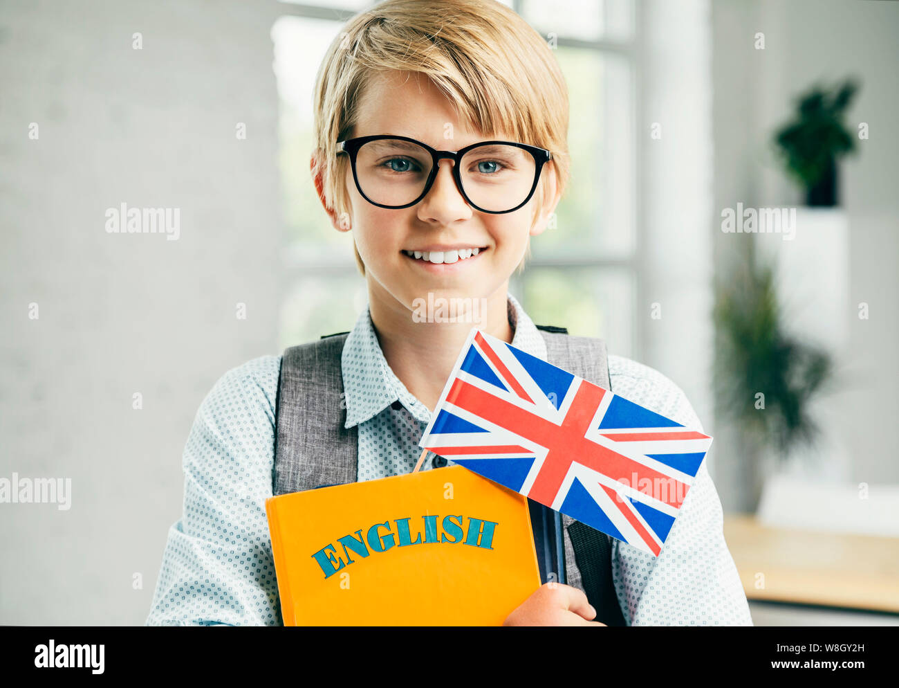 Student studying english textbook hi-res stock photography and images ...