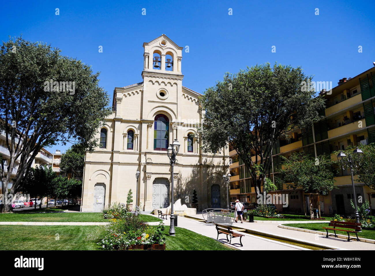 Building cloches hi-res stock photography and images - Alamy