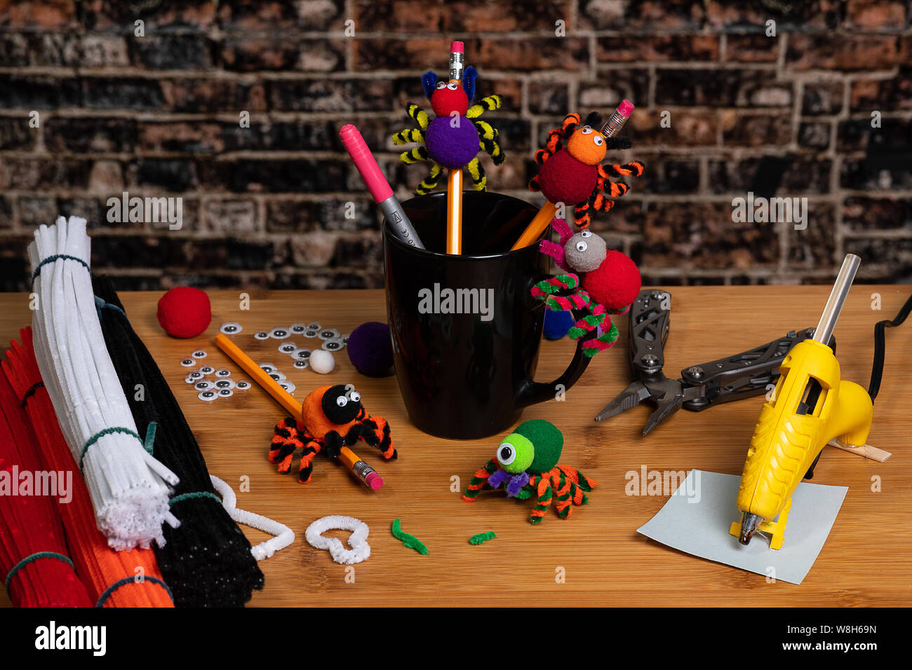 Fun Halloween Crafts. Spiders made of pom poms and pipe cleaners ...