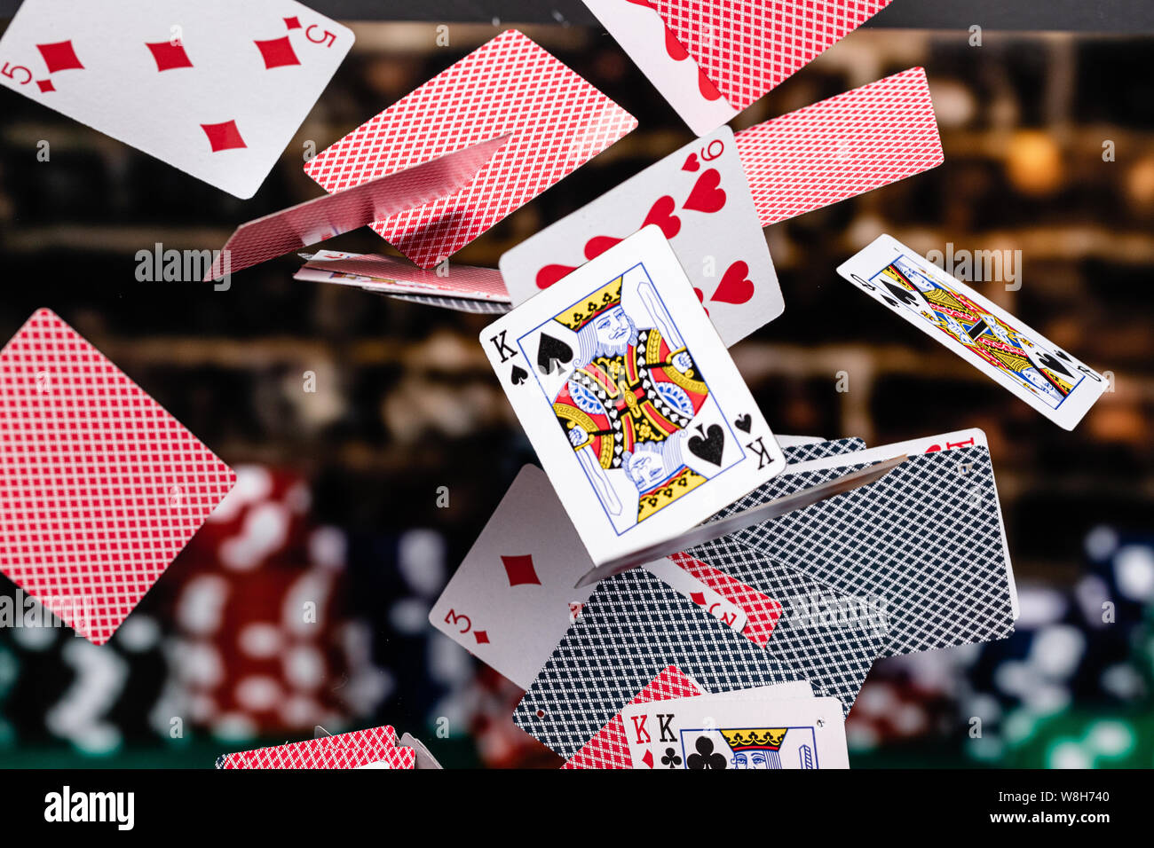 Deck of cards falling hi-res stock photography and images - Alamy