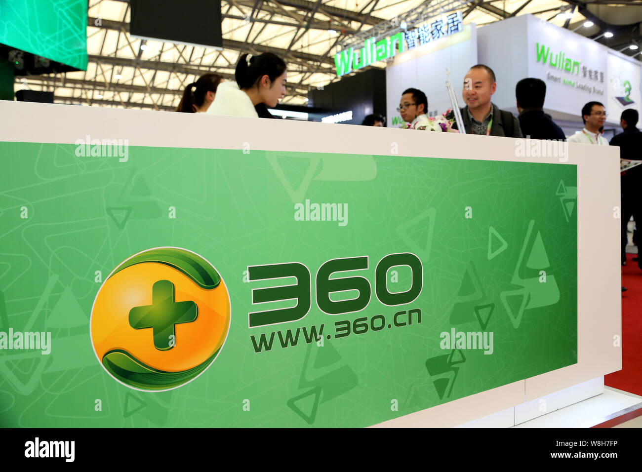 360 cn hi-res stock photography and images - Alamy