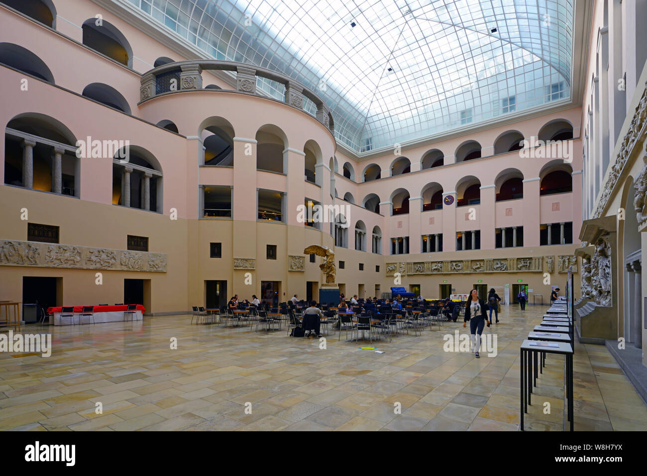 University of zurich hi-res stock photography and images - Alamy
