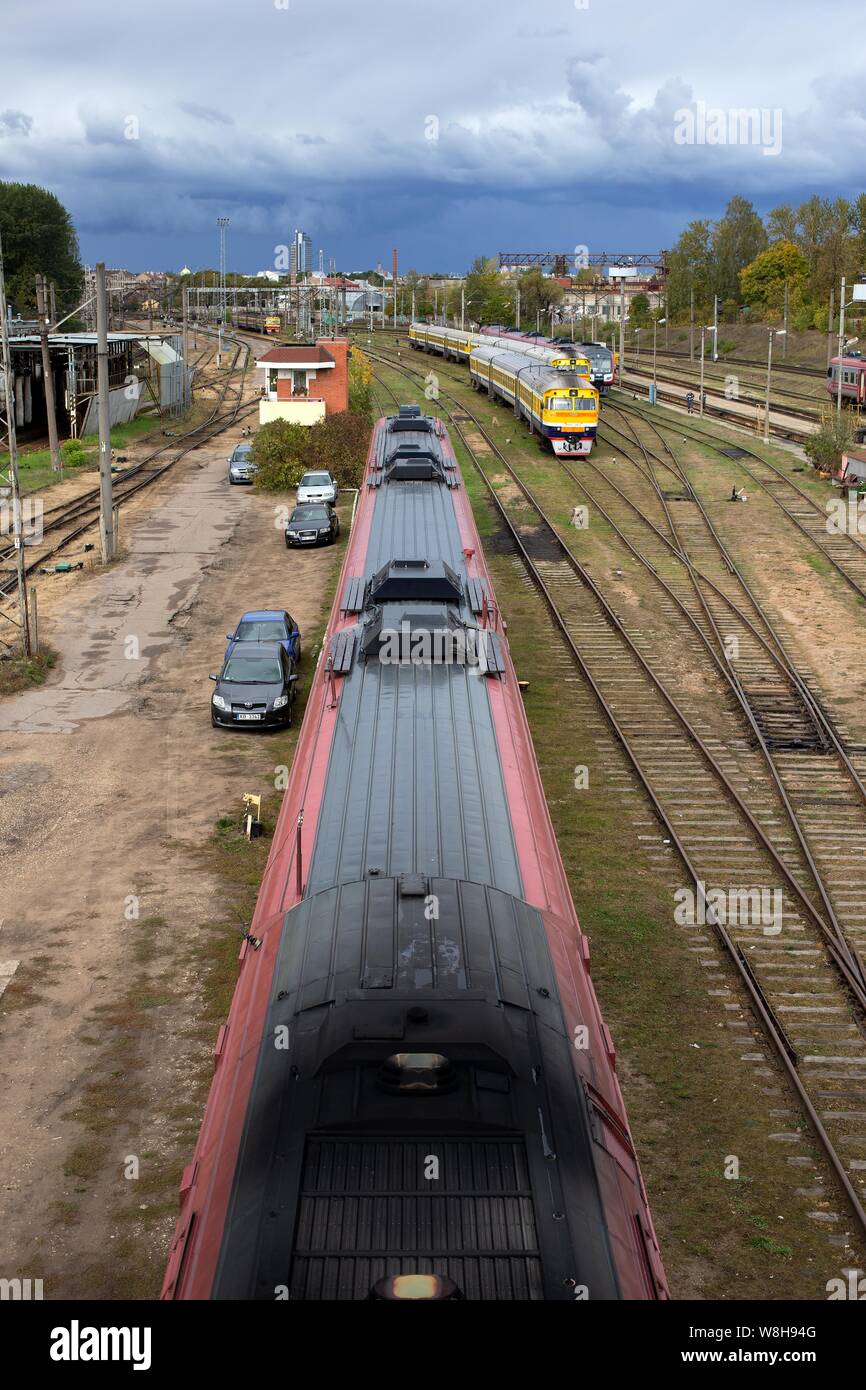 Vertical shot isolated railway hi-res stock photography and images - Alamy