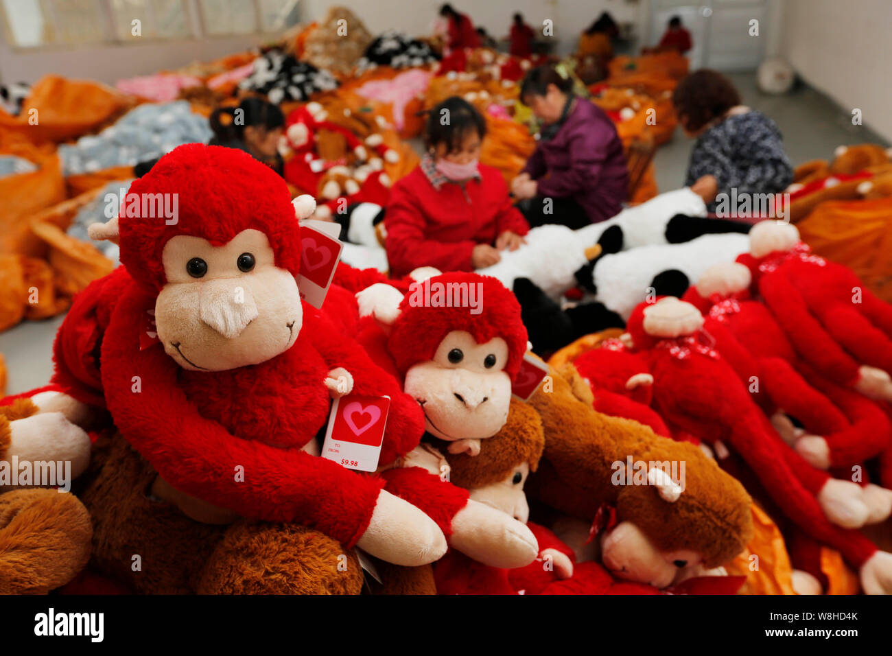 Toys china manufacturing hi-res stock photography and images - Alamy