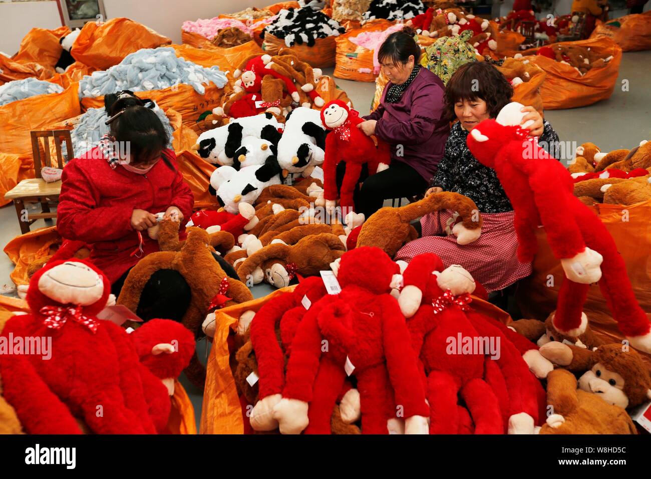 Toys china manufacturing hi-res stock photography and images - Alamy