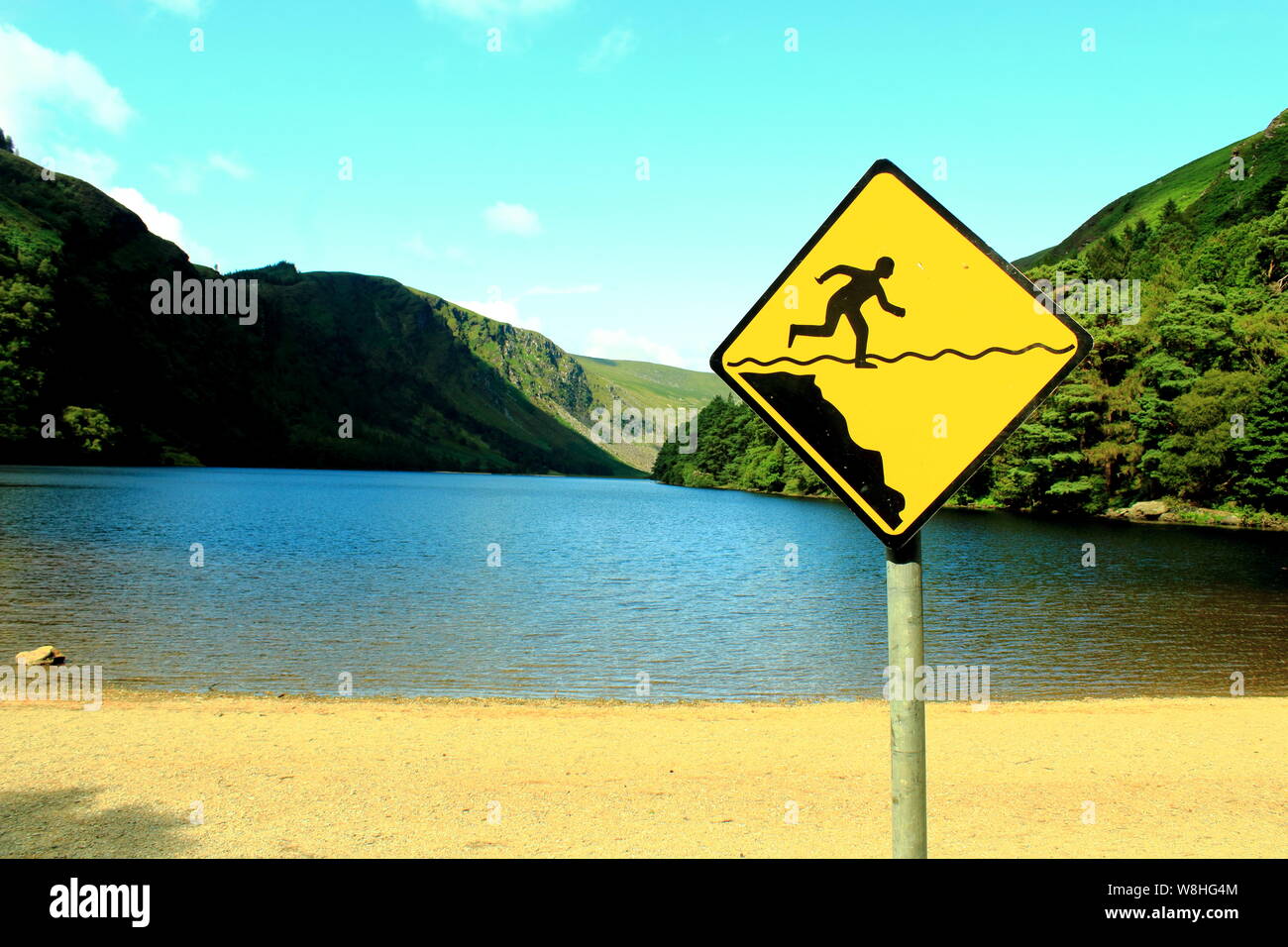 Danger deep water signage hi-res stock photography and images - Alamy
