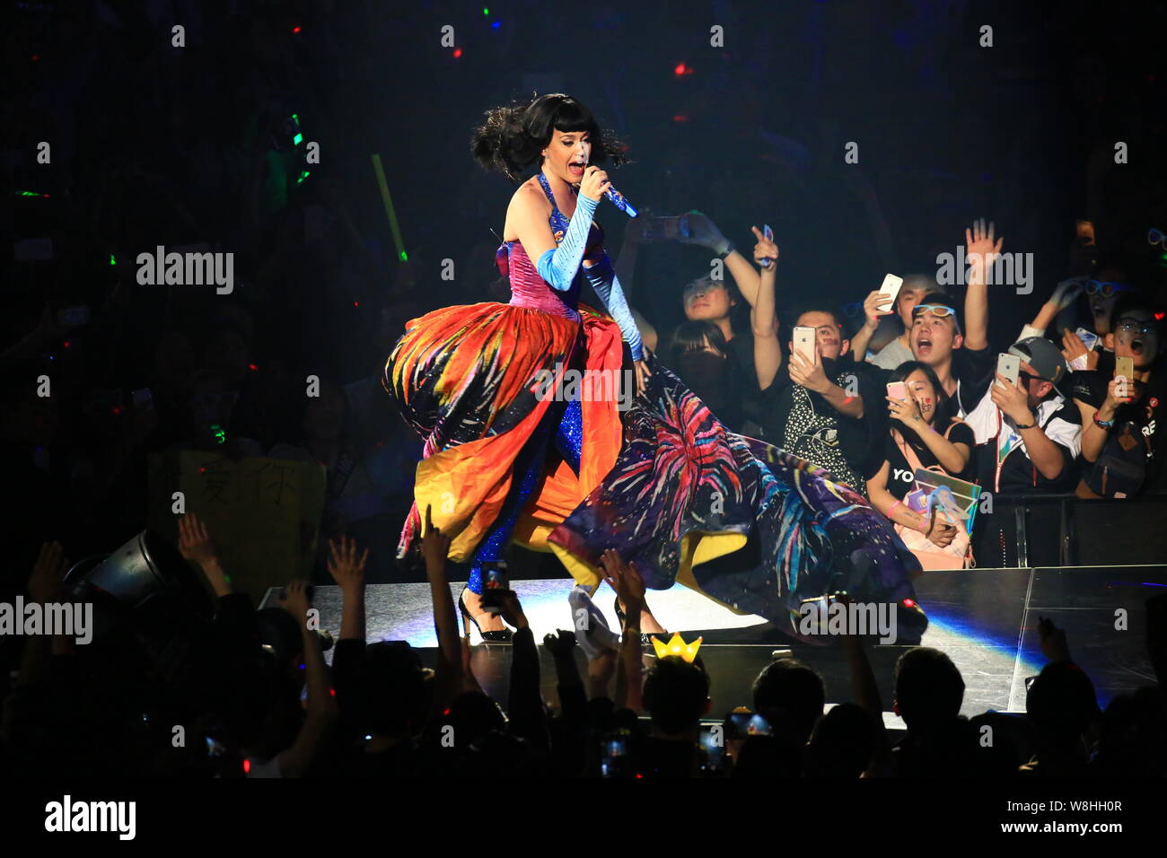 Katy perry concert hi-res stock photography and images - Alamy