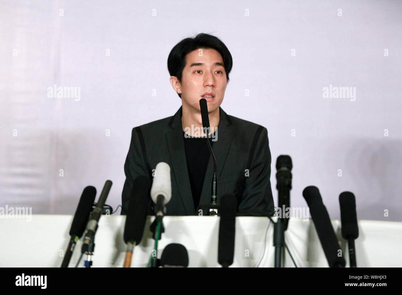 Jackie jaycee chan hi-res stock photography and images - Alamy