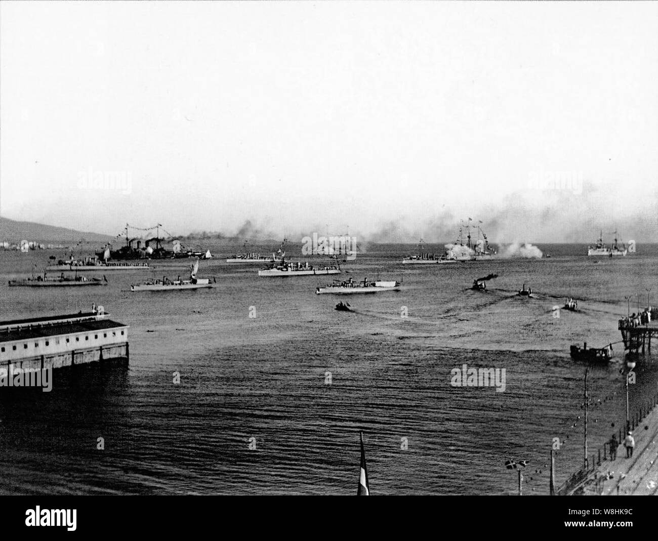 Ancient Greek Fleet High Resolution Stock Photography and Images - Alamy