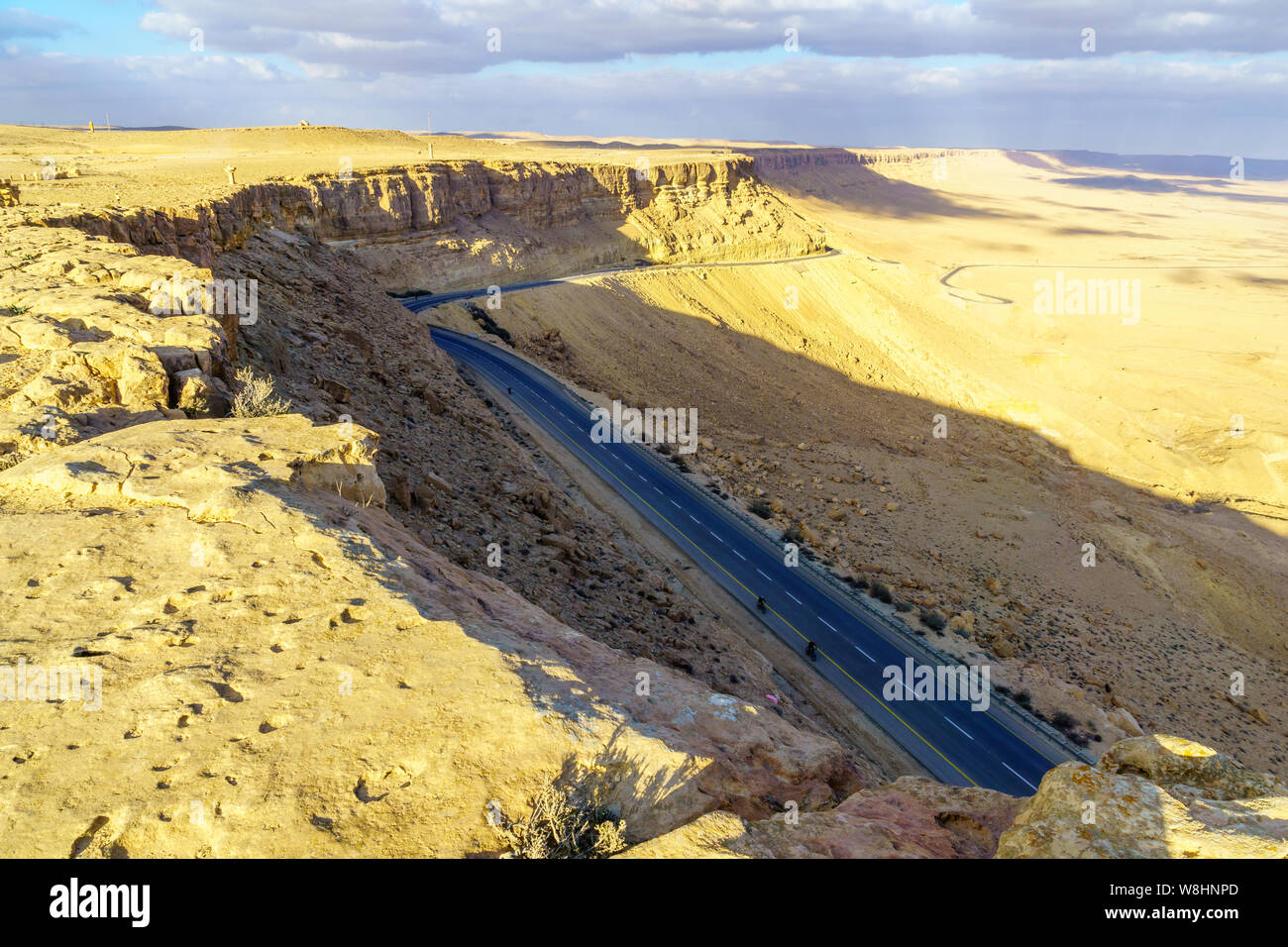 Landscape of Makhtesh (crater) Ramon, in the Negev Desert, Southern ...
