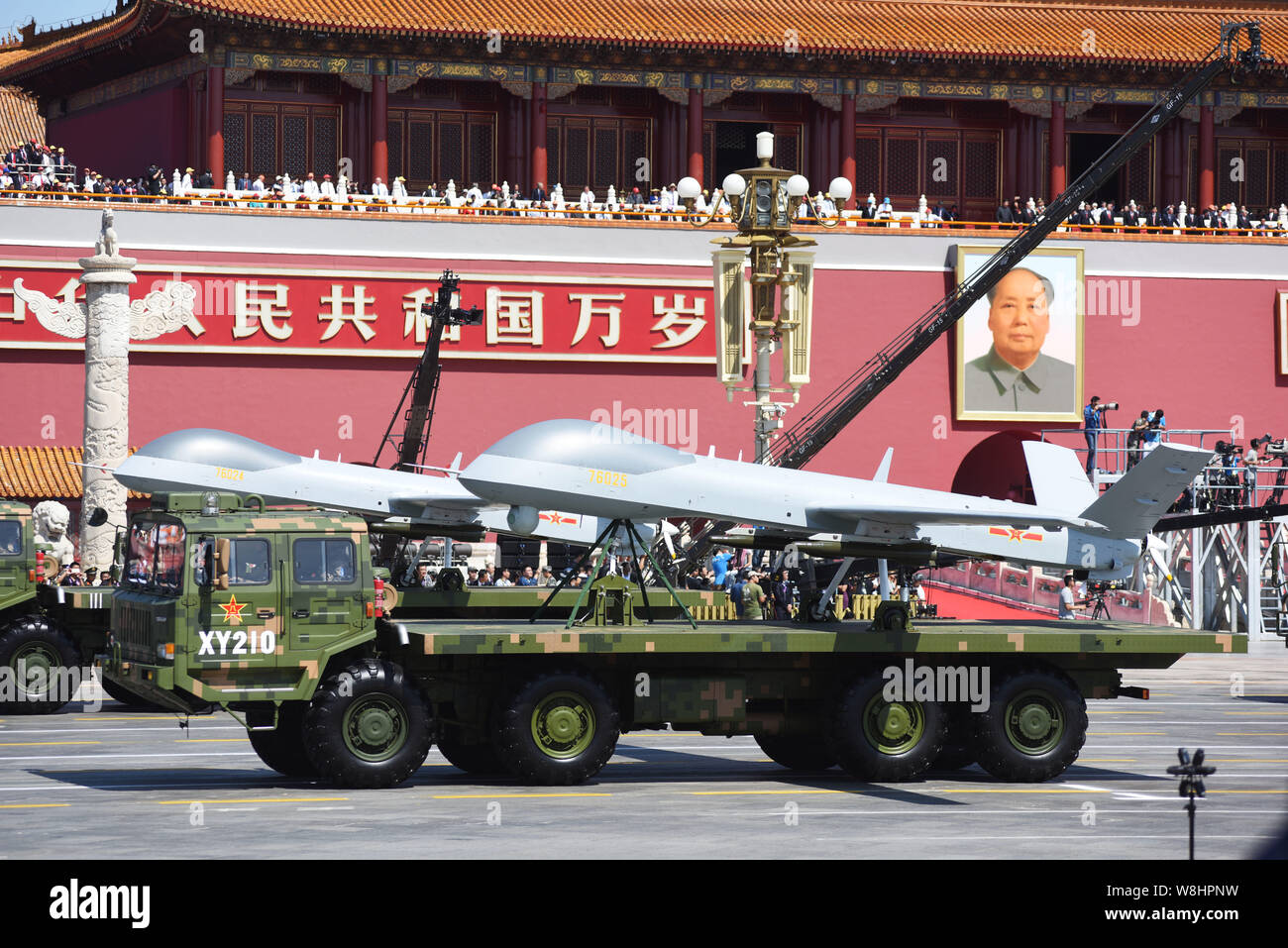Chinese military vehicles hi-res stock photography and images - Alamy