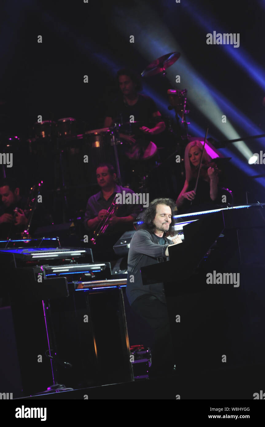 Yiannis hi-res stock photography and images - Alamy