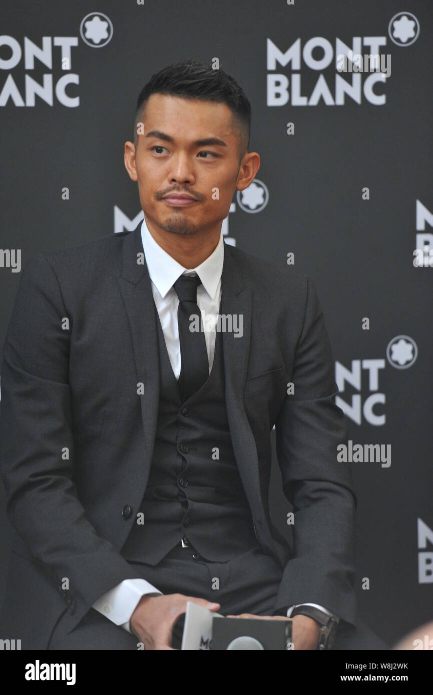 Chinese badminton player lin dan hi-res stock photography and images ...