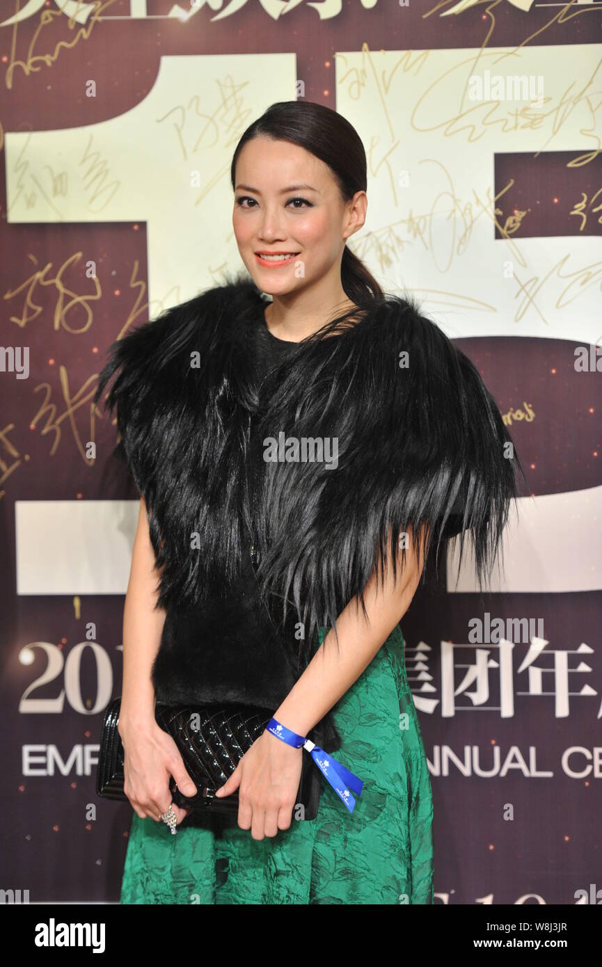 Mani artist hi-res stock photography and images - Alamy