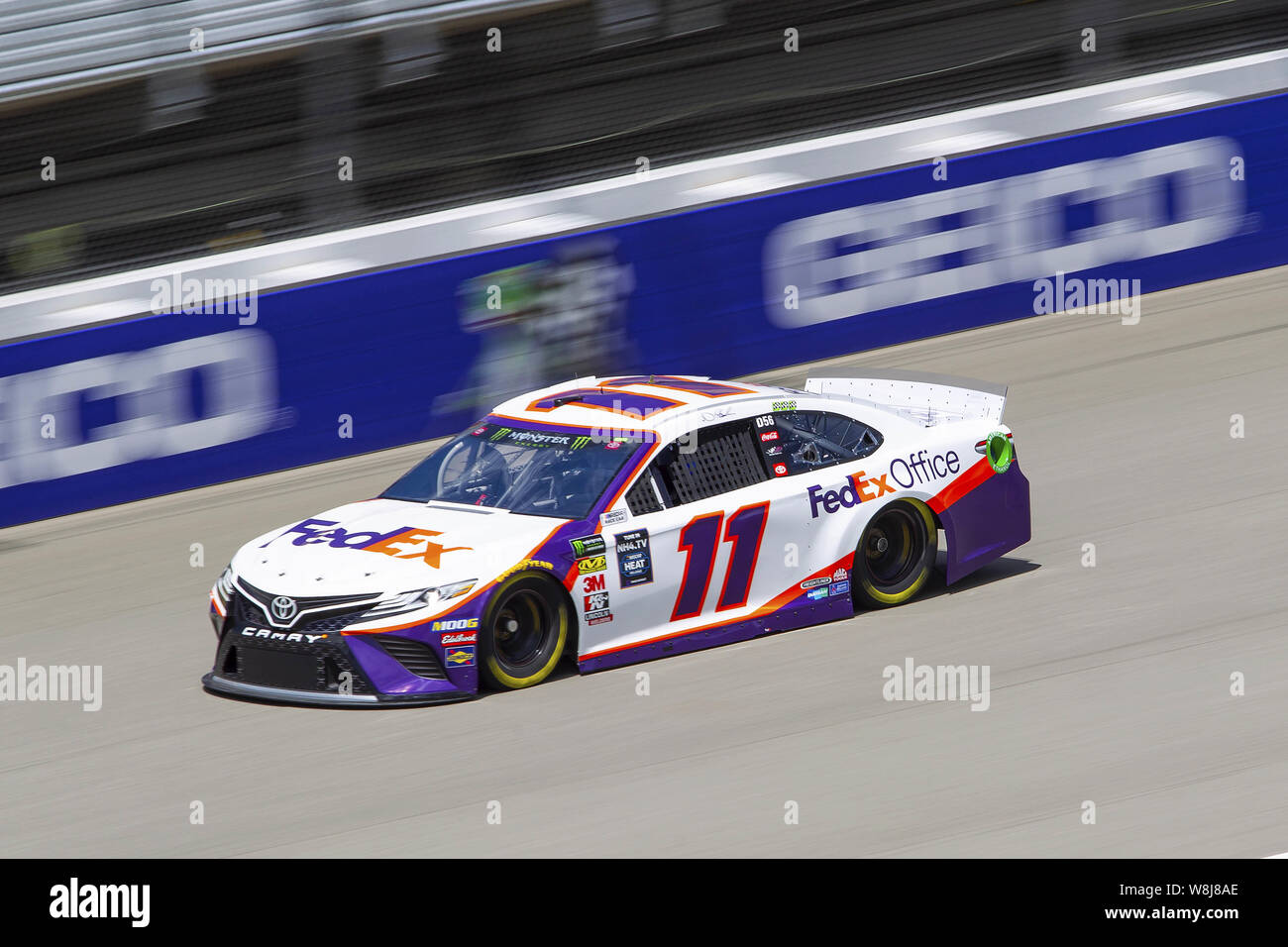 Denny hamlin 2019 hi-res stock photography and images - Alamy