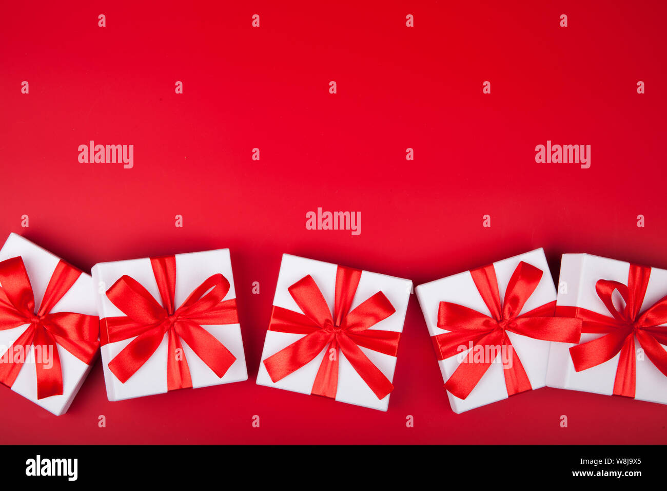 Horizontal christmas border hi-res stock photography and images - Alamy