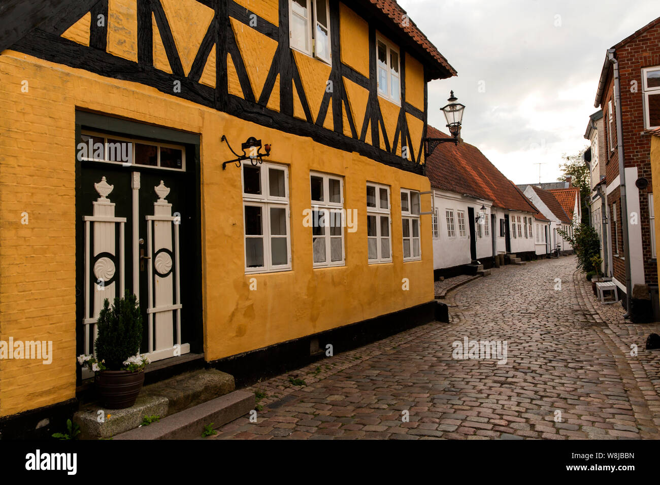 Viking doors hi-res stock photography and images - Alamy