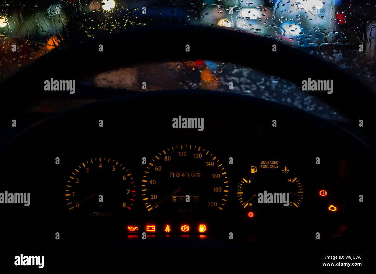 Sing symbol on car hi-res stock photography and images - Alamy